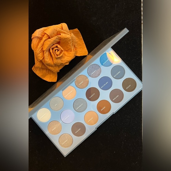 Morphe | Makeup | Morphe Artistry Eyeshadow Pallet | Poshmark